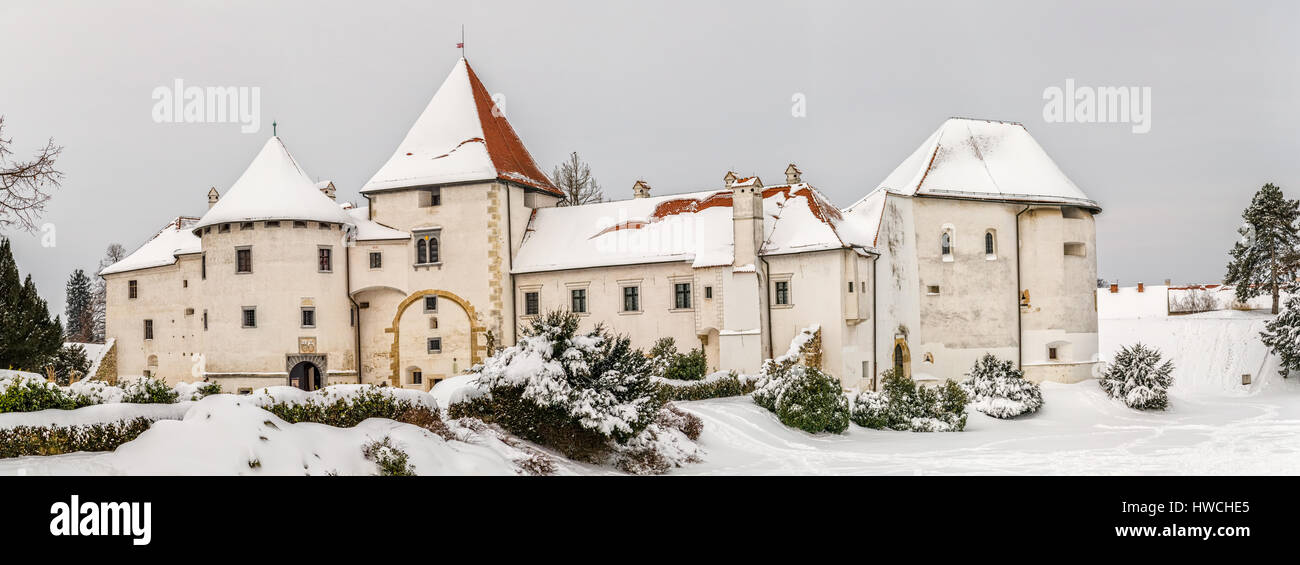 Varazdin Old Town and Castle Stock Photo - Alamy