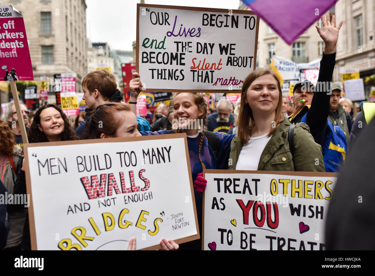 Protesters crowd central london hi-res stock photography and images - Alamy