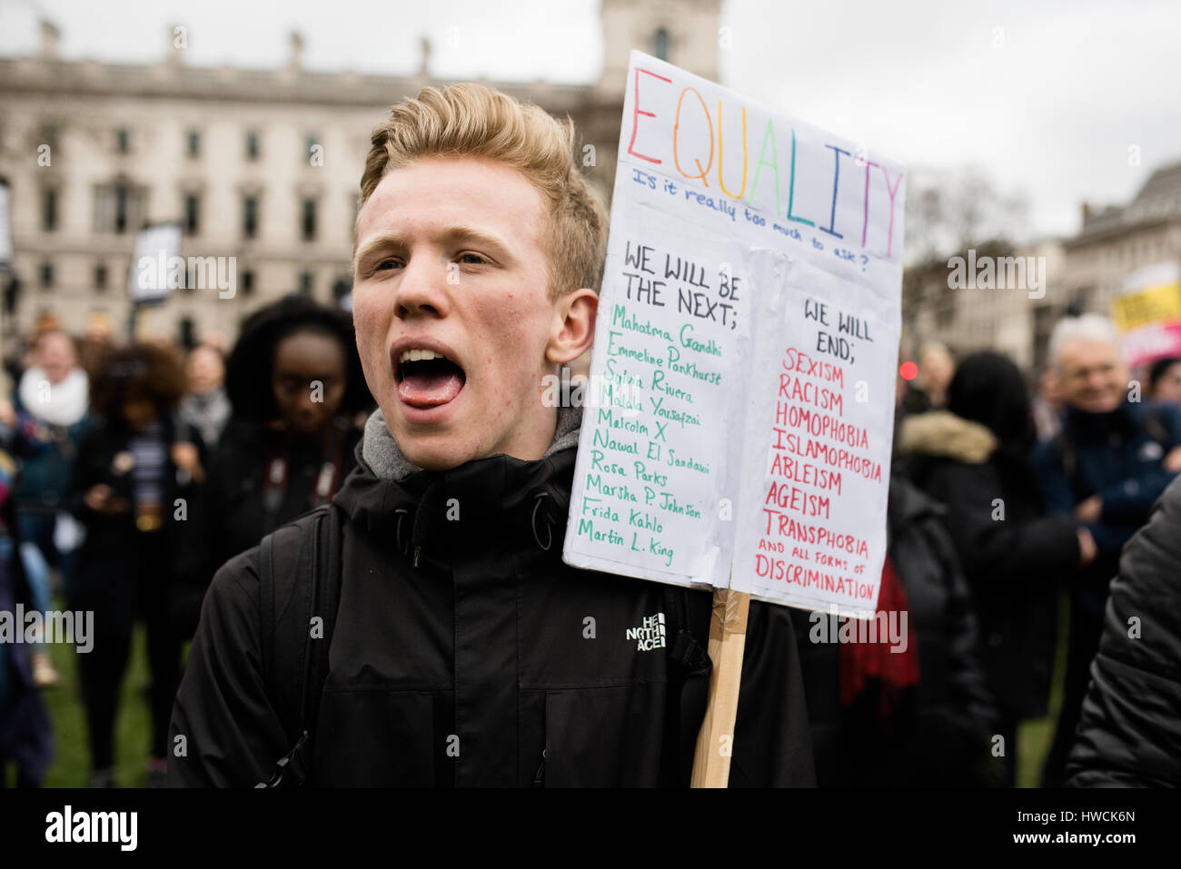 Anti racism sign hi-res stock photography and images - Alamy