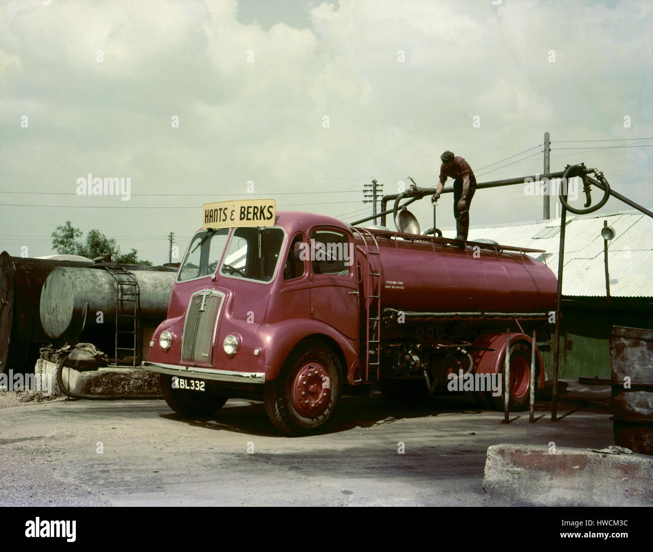 1950s commercial vehicle hi-res stock photography and images - Alamy
