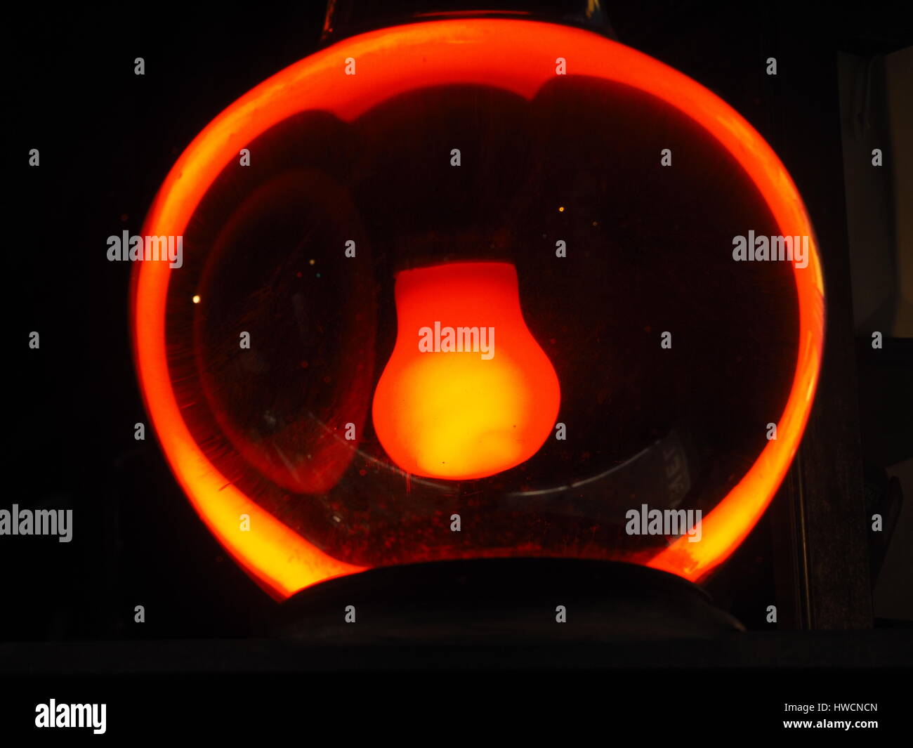Distorted lighting hi-res stock photography and images - Alamy