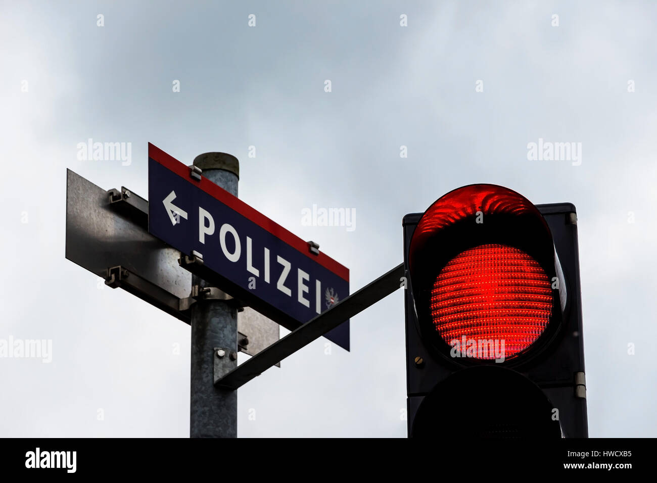 Polizei verkehrszeichen hi-res stock photography and images - Alamy