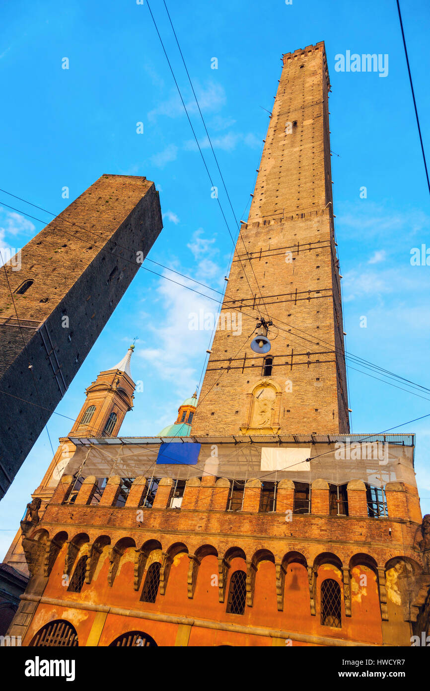 Asinelli tower in bologna hi-res stock photography and images - Alamy