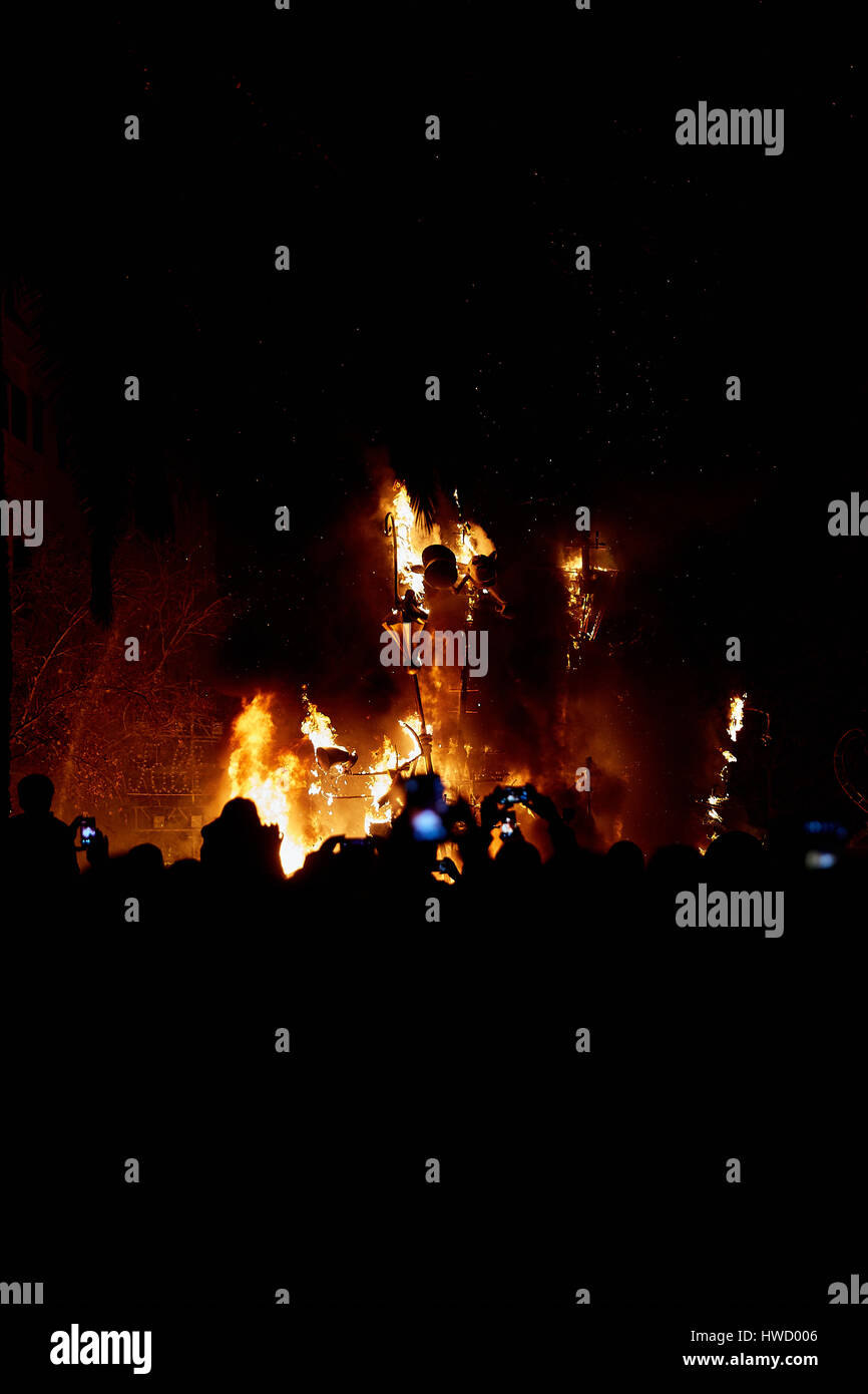 Crema de las fallas de hi-res stock photography and images - Alamy