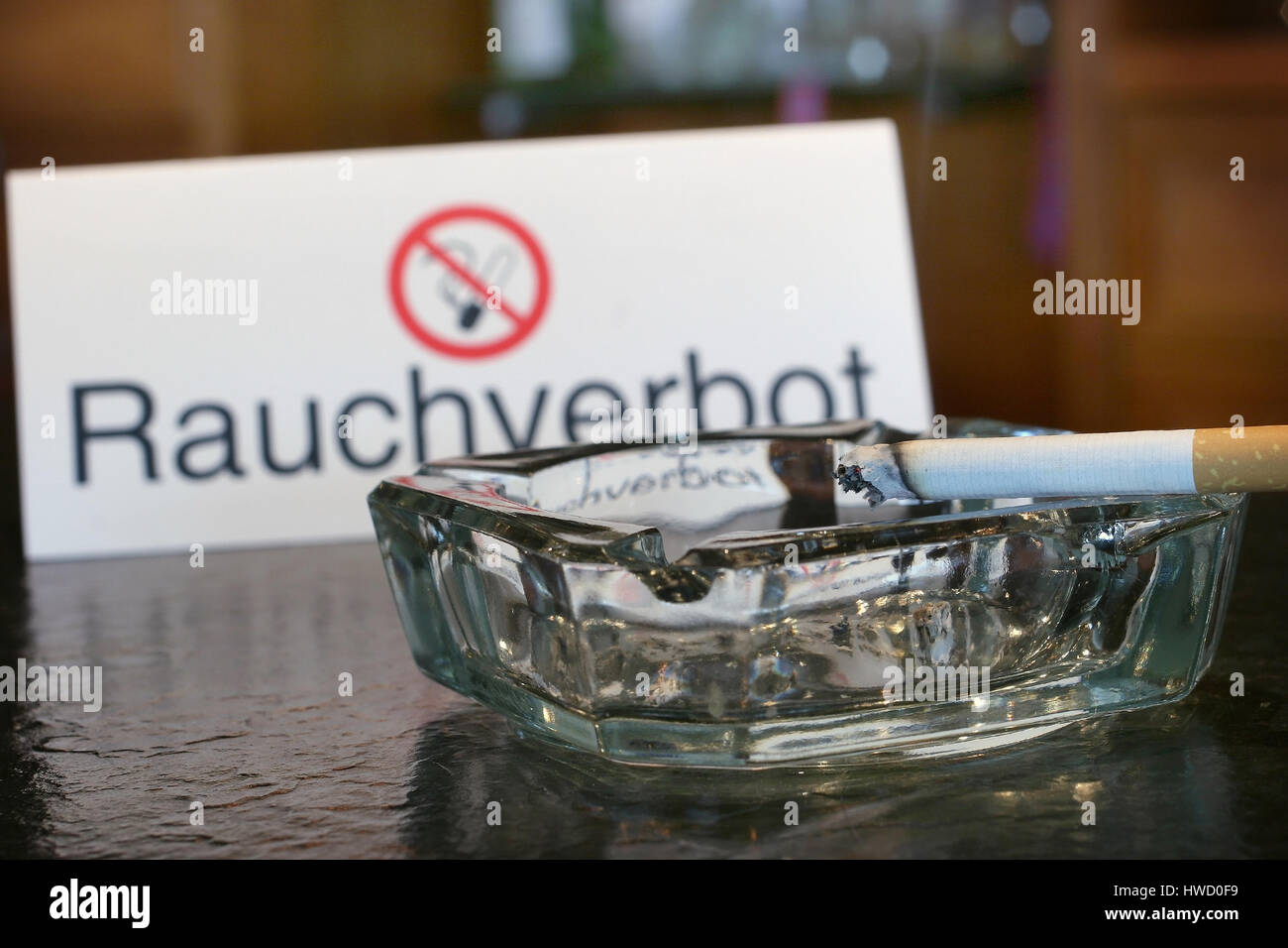 Simbolo symbolfoto symbolbild hi-res stock photography and images - Alamy