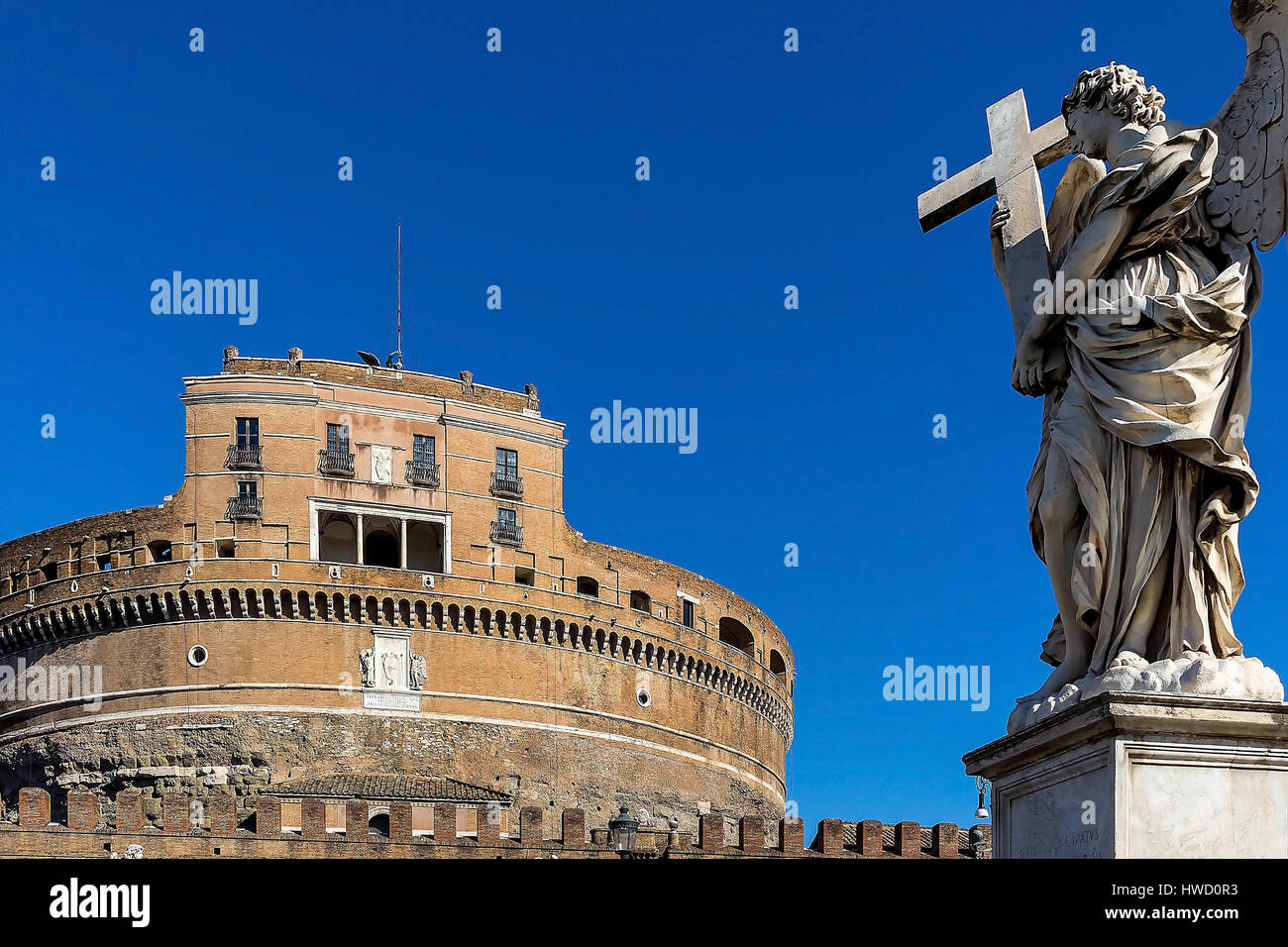 Italien angel statue hi-res stock photography and images - Alamy