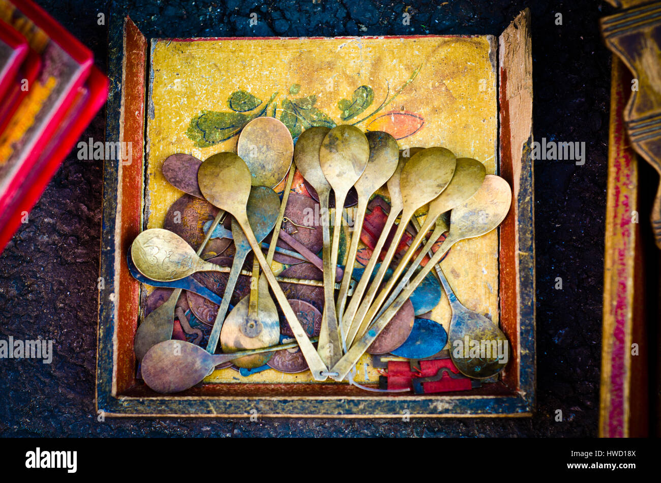 Spoons displayed hi-res stock photography and images - Alamy