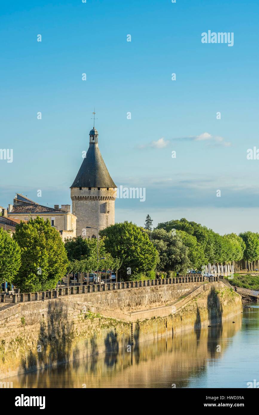 Libourne river hi-res stock photography and images - Alamy