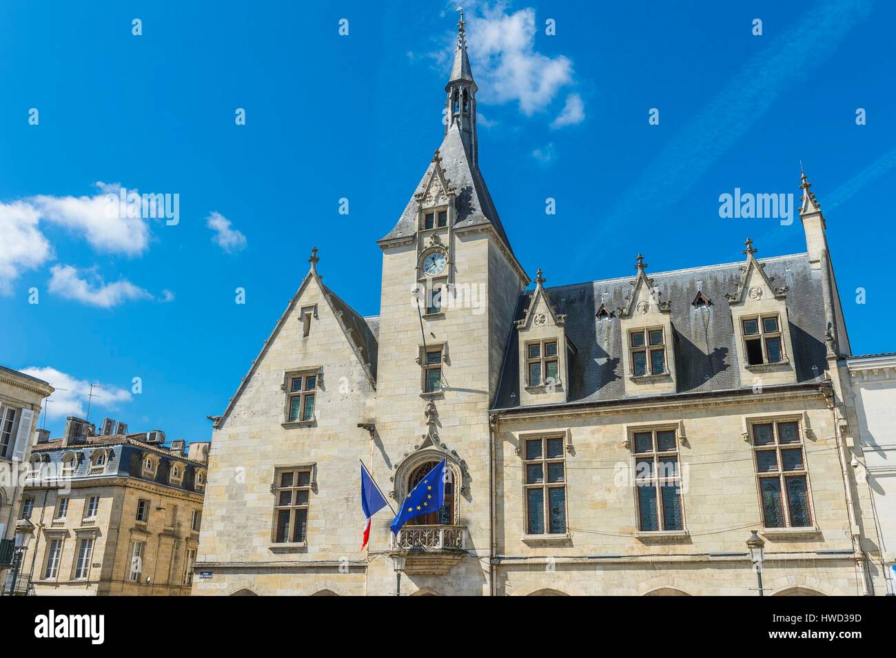 Libourne town hall hi-res stock photography and images - Alamy