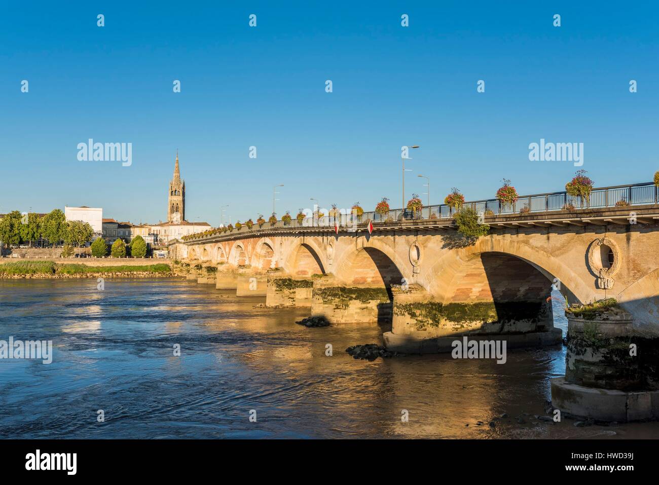 Libourne, france hi-res stock photography and images - Alamy