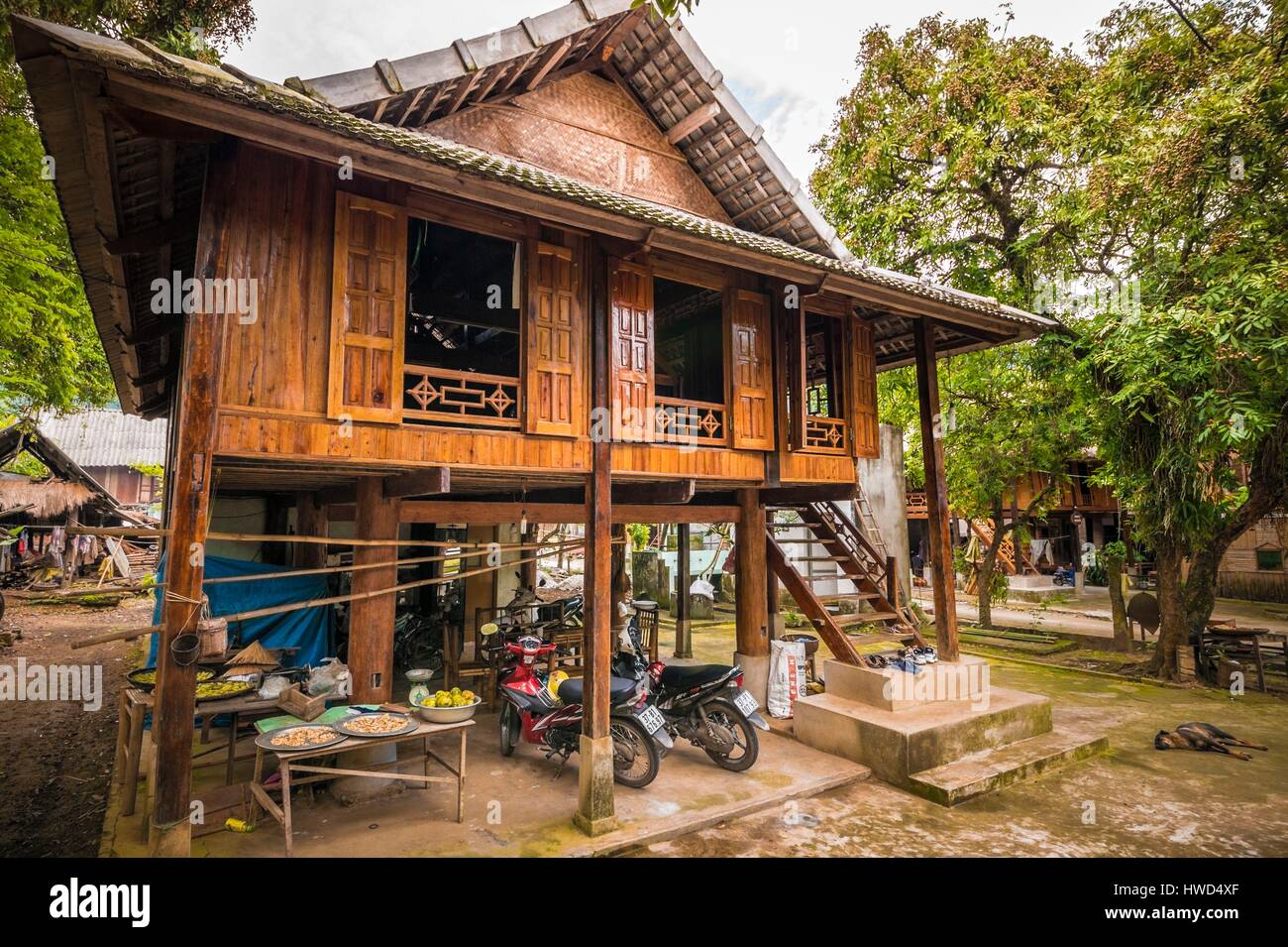 Thai stilt house hi-res stock photography and images - Alamy