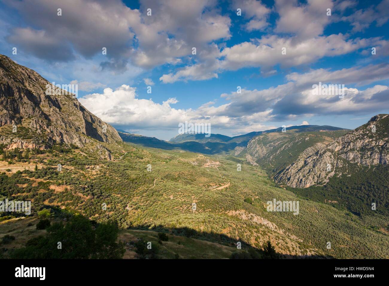 Landscape of delphi hi-res stock photography and images - Alamy