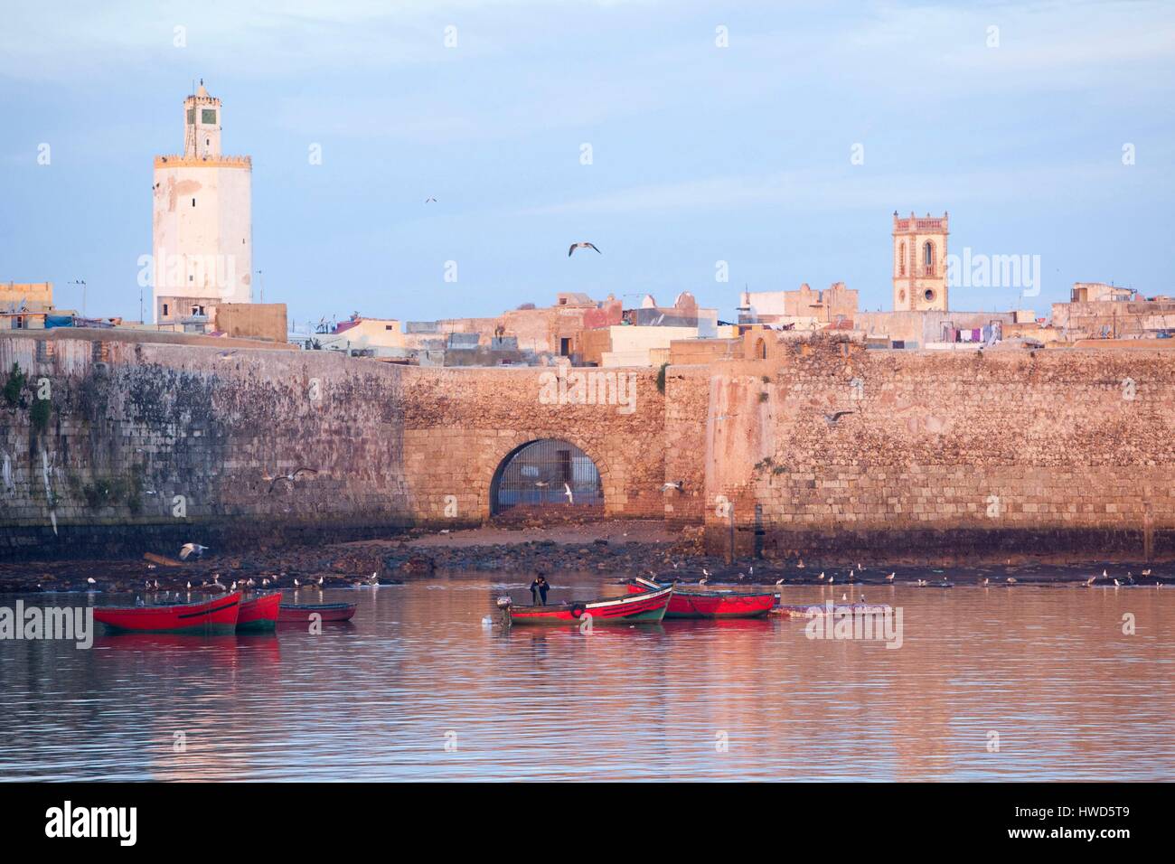 Fishing harbour el jadida morocco hi-res stock photography and images ...