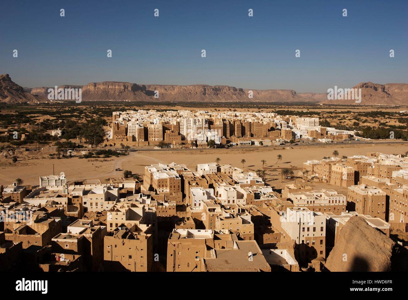 Yemen, Hadramaout, Shibam city, the Manhattan of Yemen Stock Photo - Alamy