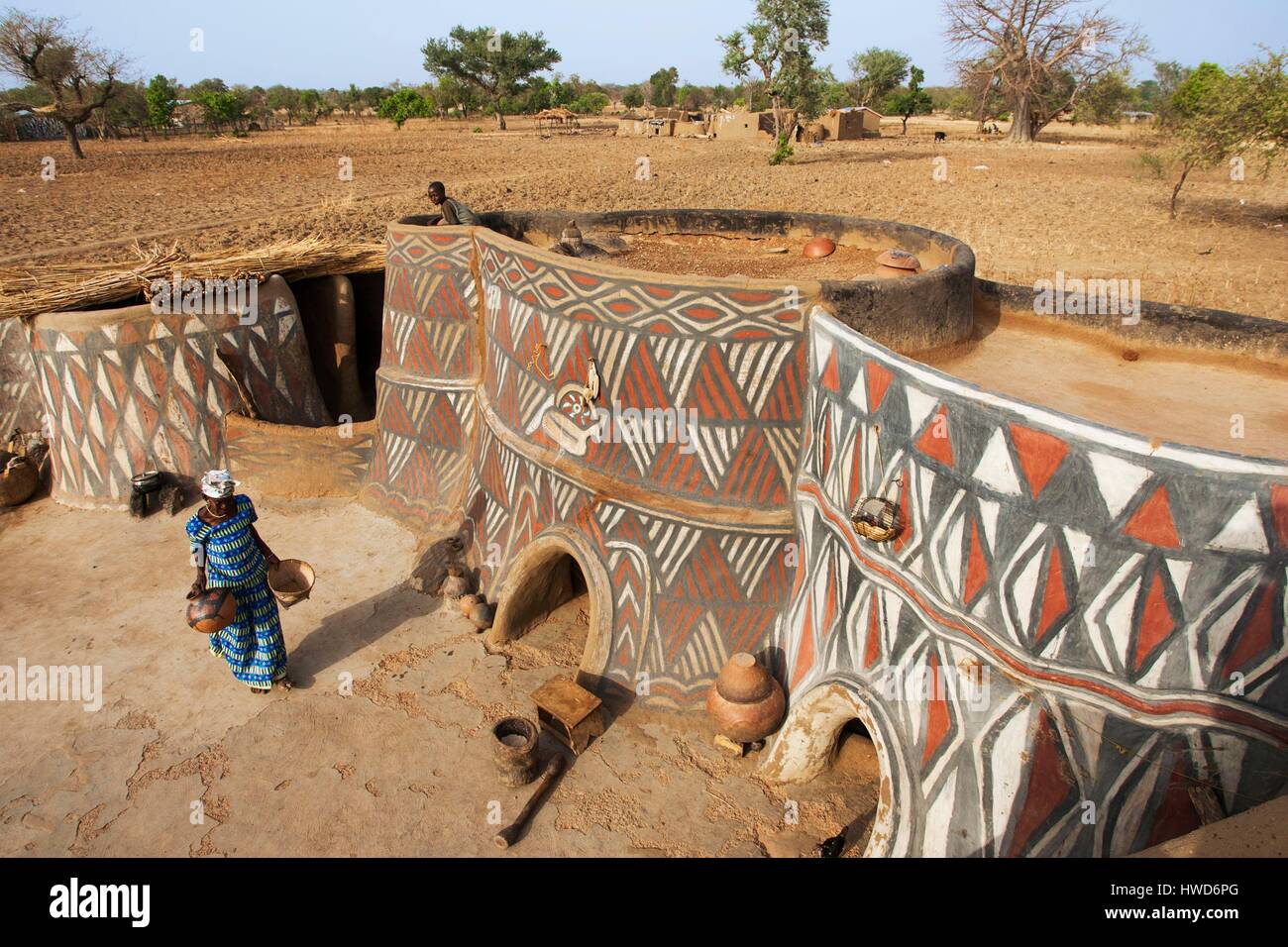 Ghana painted house hi-res stock photography and images - Alamy