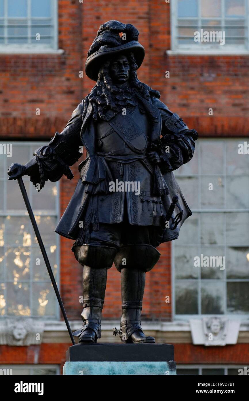United Kingdom, London, statue of King William III of Orange Stock ...