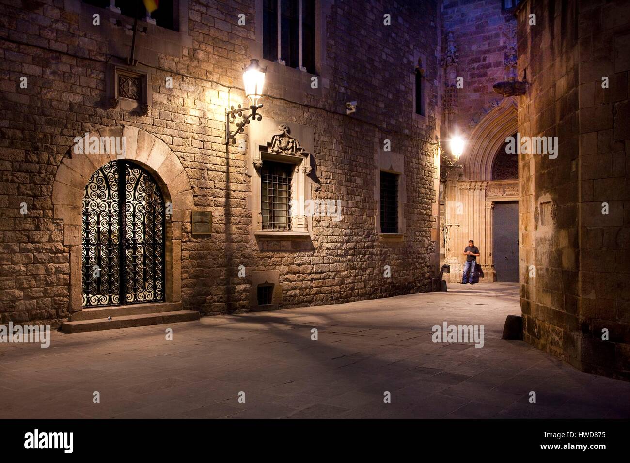 Spain, Catalonia, Barcelona, Gothic neighborhood, Barri Gotic, Barrio ...
