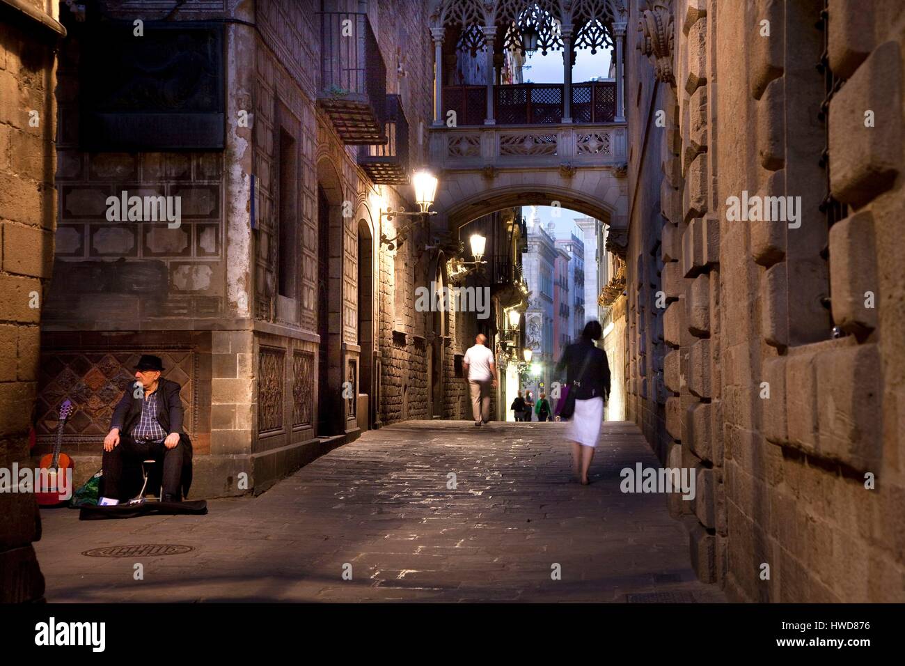 Spain, Catalonia, Barcelona, Gothic neighborhood, Barri Gotic, Barrio ...