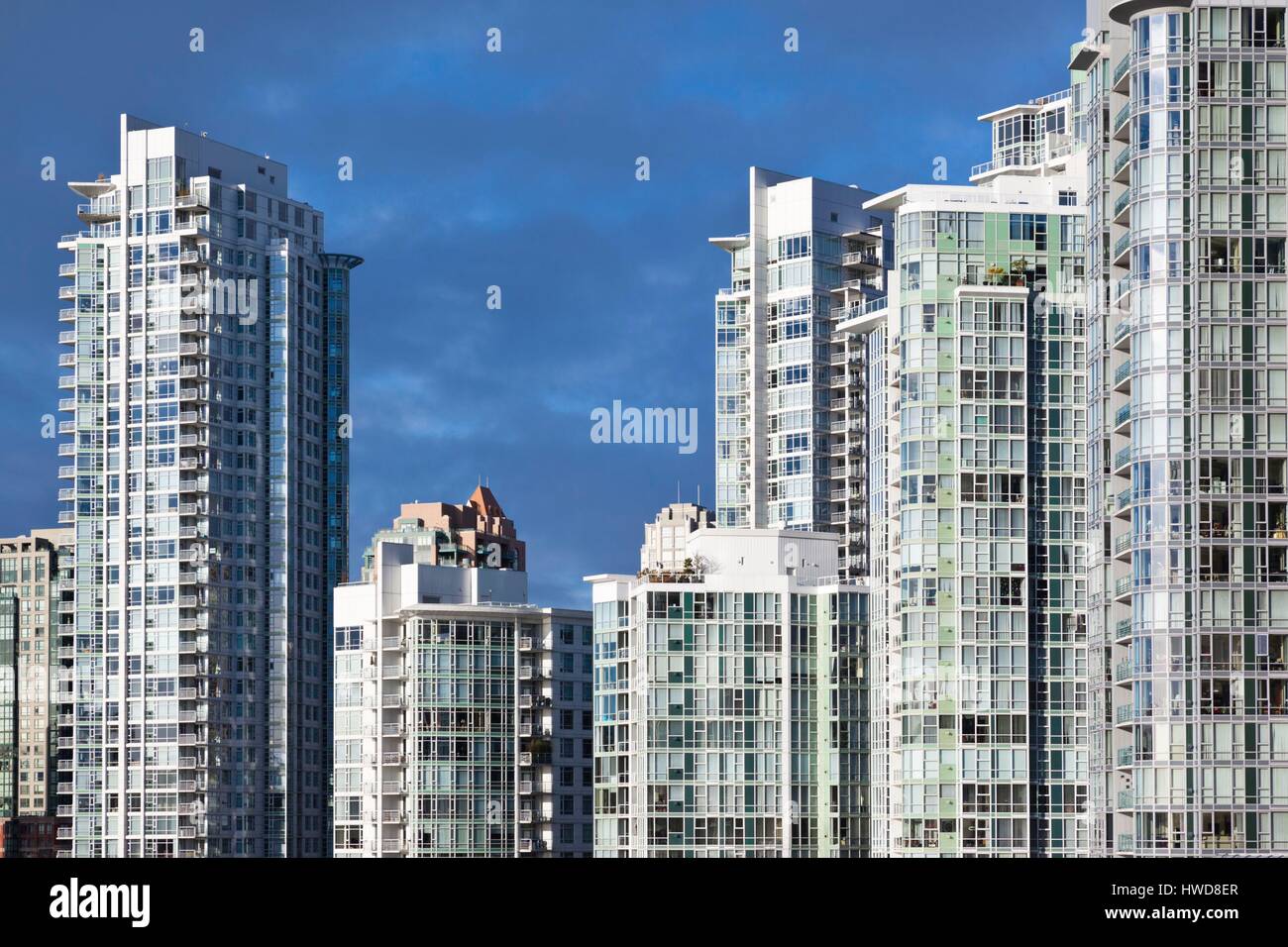 Vancouver buildings hi-res stock photography and images - Alamy