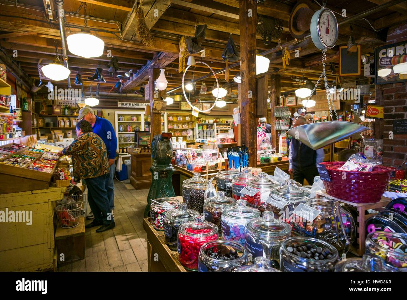 Country store interior hi-res stock photography and images - Alamy