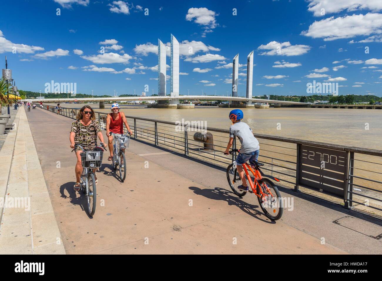 France, Gironde, Bordeaux, area listed as World Heritage by UNESCO ...