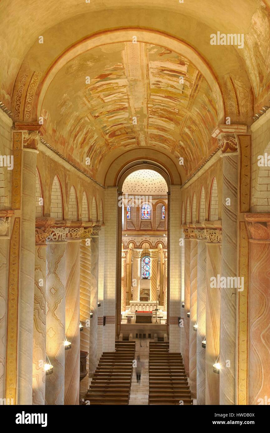 St savin church hi-res stock photography and images - Alamy