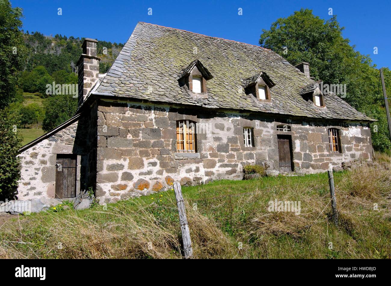 France, Cantal, traditionnal housing Stock Photo - Alamy