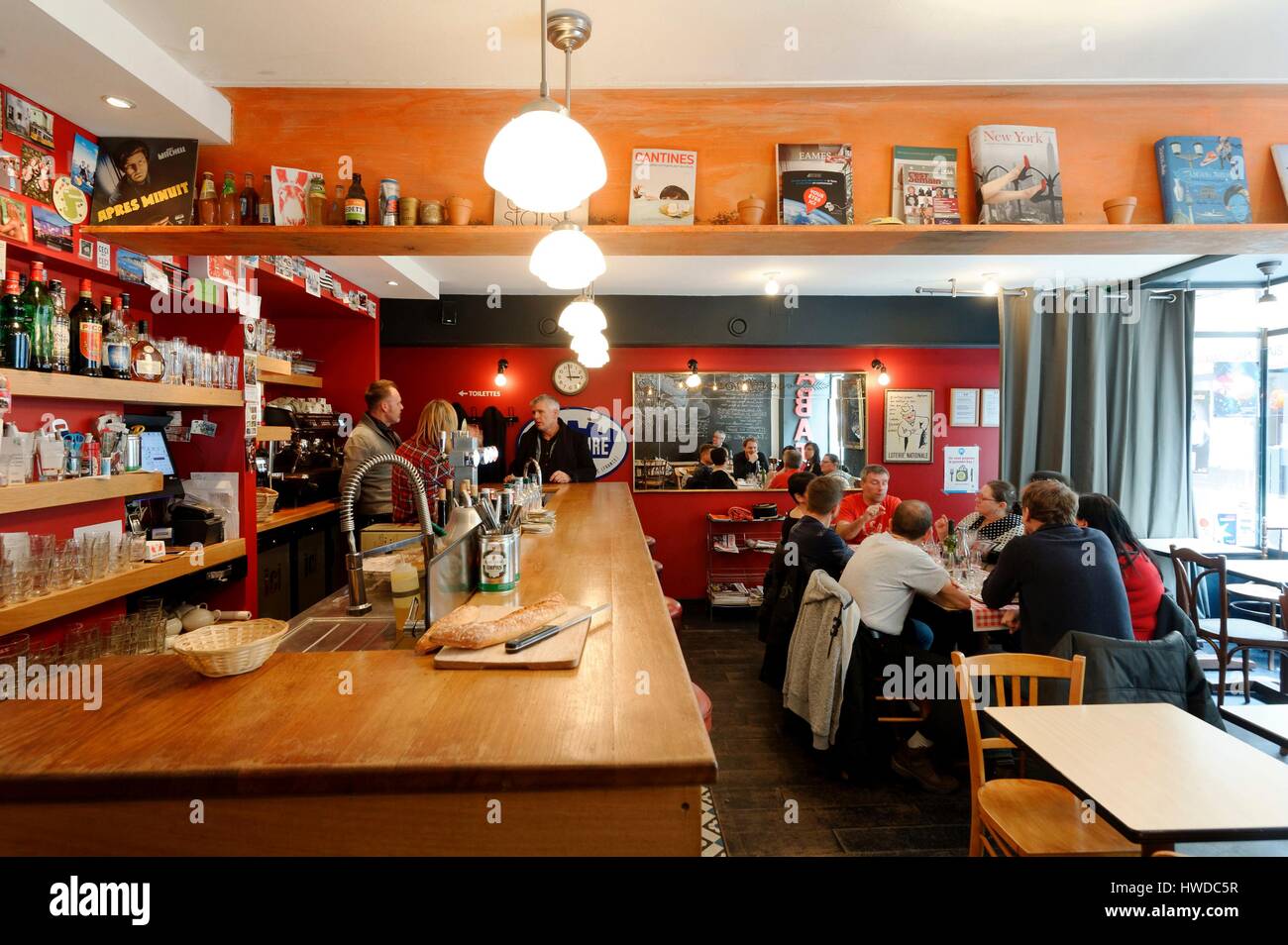 France, Moselle, Metz, Ici Restaurant Café, 4, rue du Faisan Stock ...