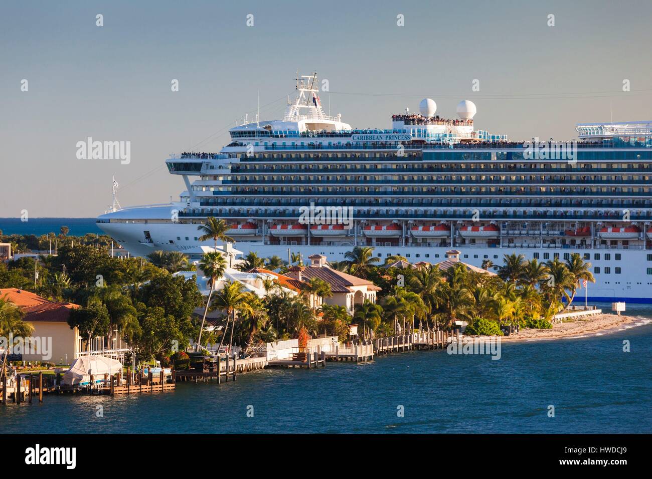 United States, Florida, Fort Lauderdale, Port Everglades, cruiseships ...