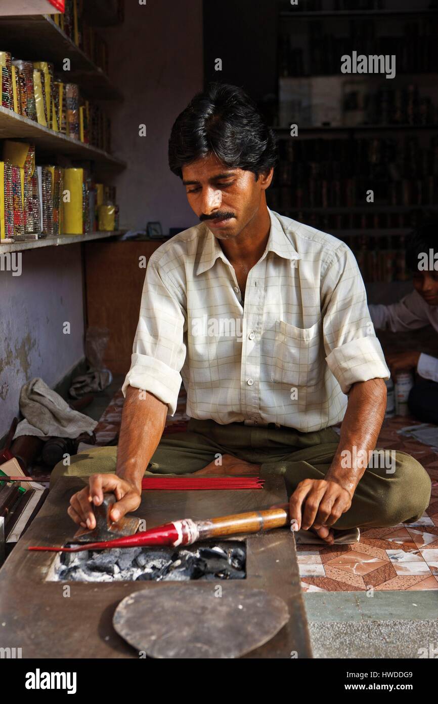 India, Rajasthan, Jodhpur, craftsman in his workshop Stock Photo - Alamy