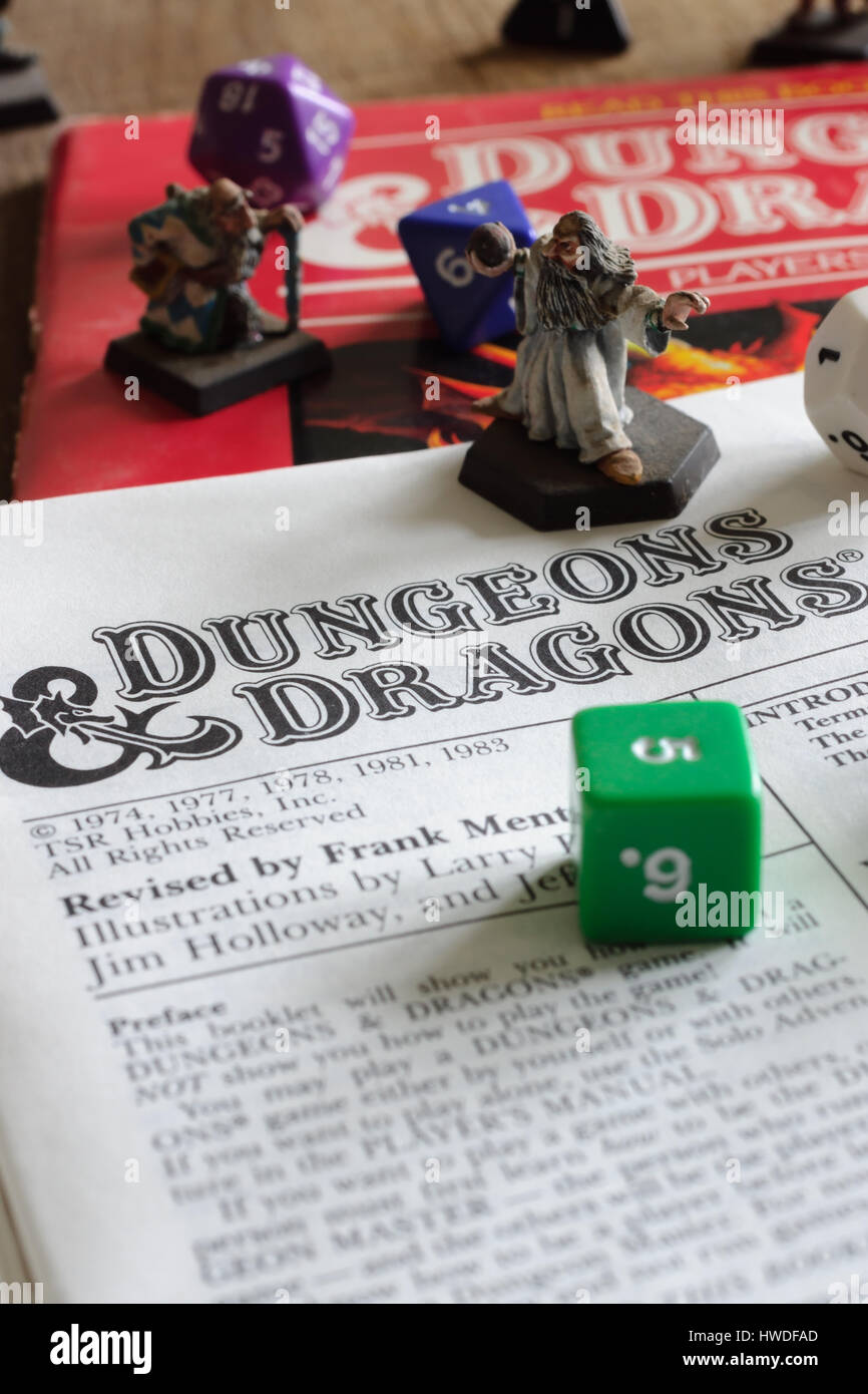 Dungeons dragons 1983 hi-res stock photography and images - Alamy