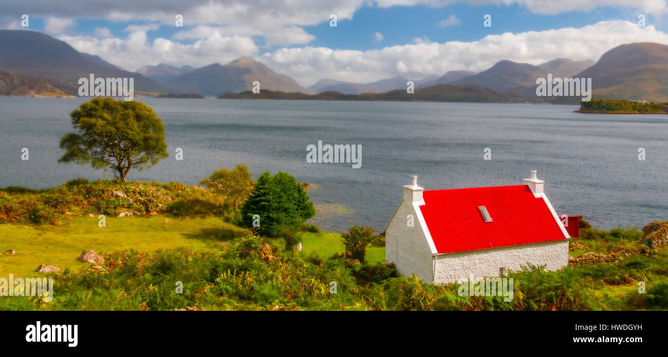 Loch view hi-res stock photography and images - Alamy