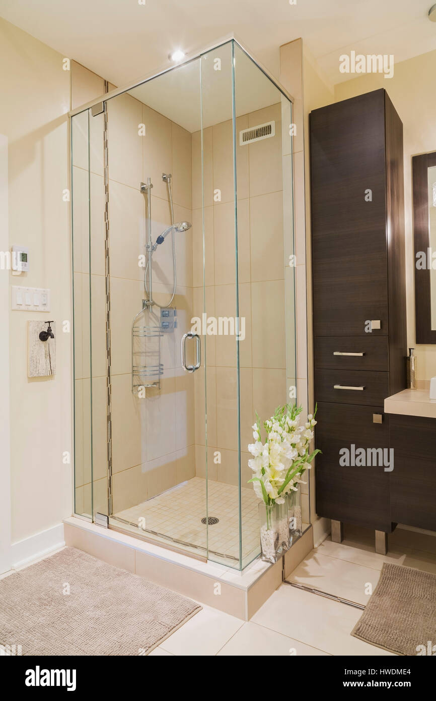 Bathroom Stall High Resolution Stock Photography and Images - Alamy