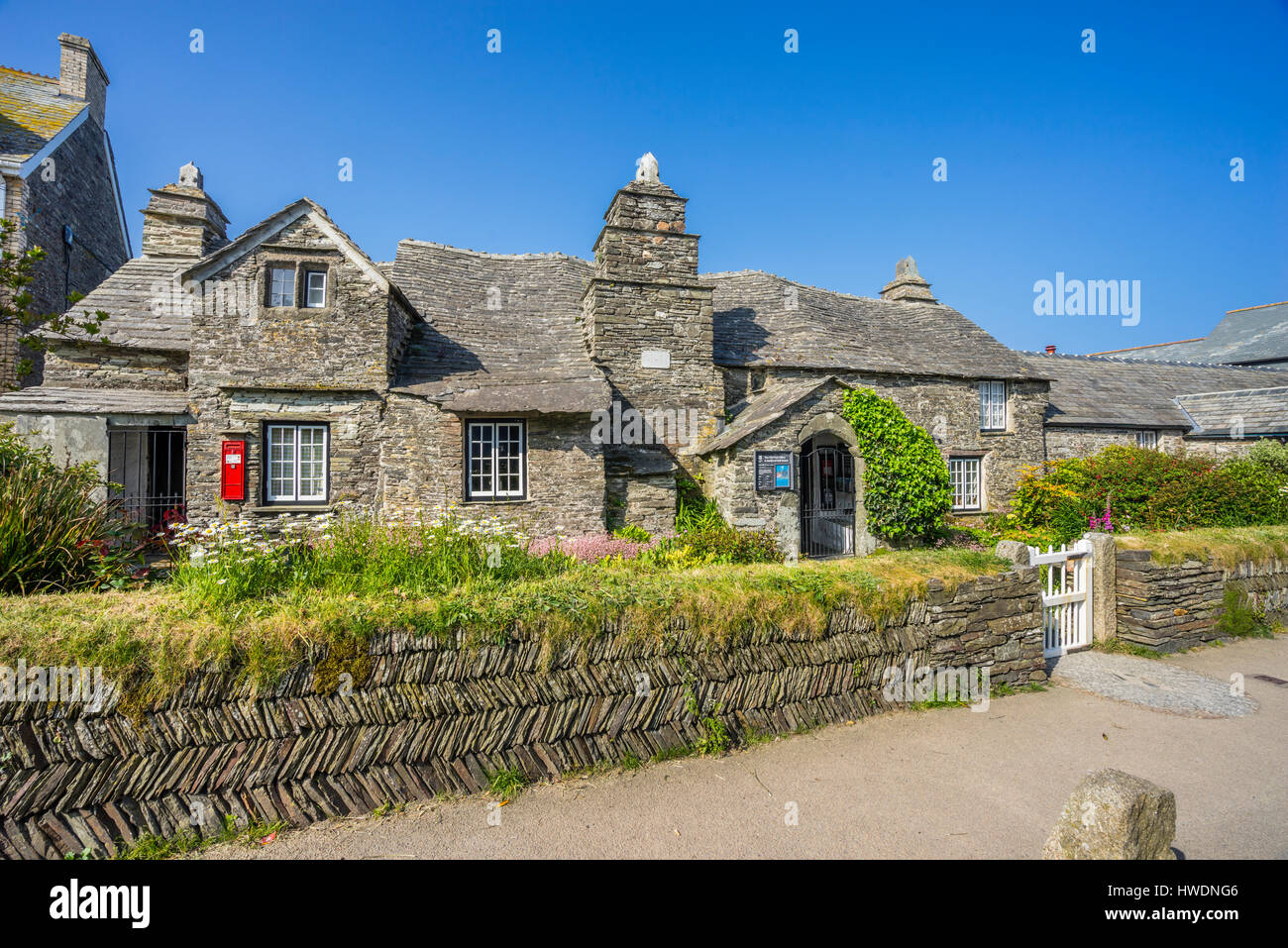 Medieval hall hi-res stock photography and images - Alamy