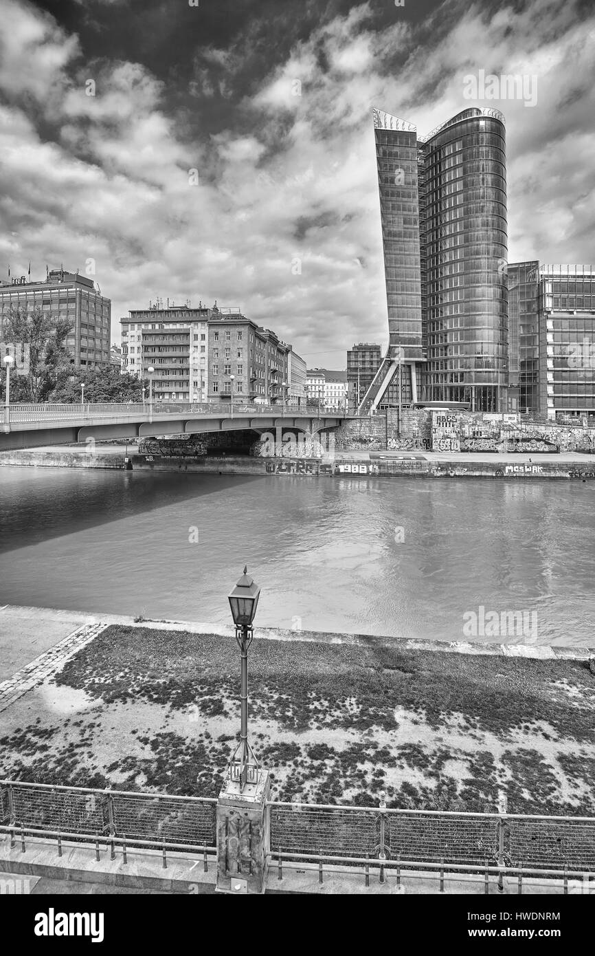 Blue sky over new Black and White Stock Photos & Images - Alamy