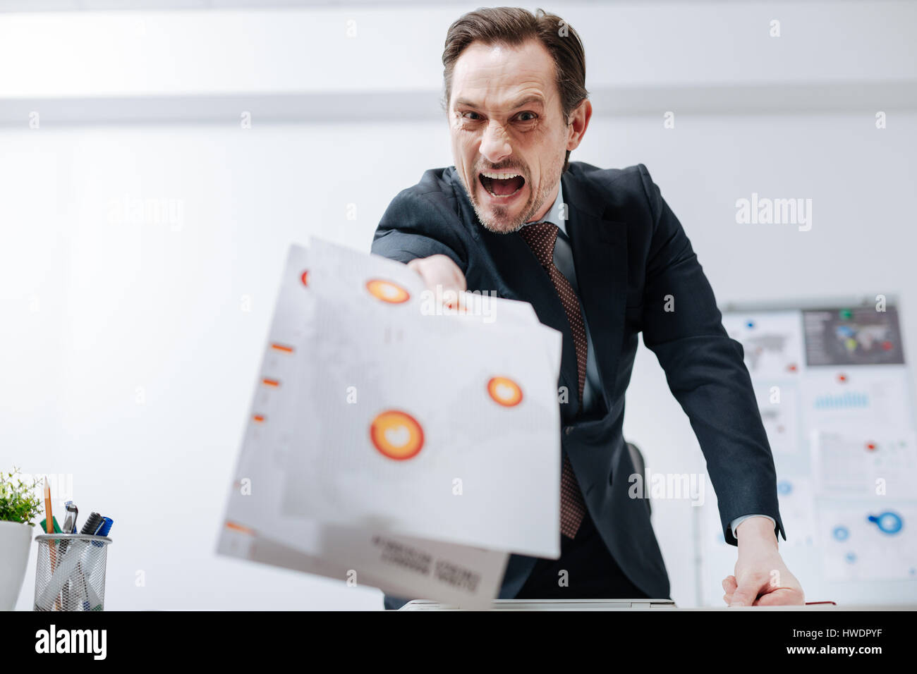 Experienced boss firing the employee in the office Stock Photo - Alamy