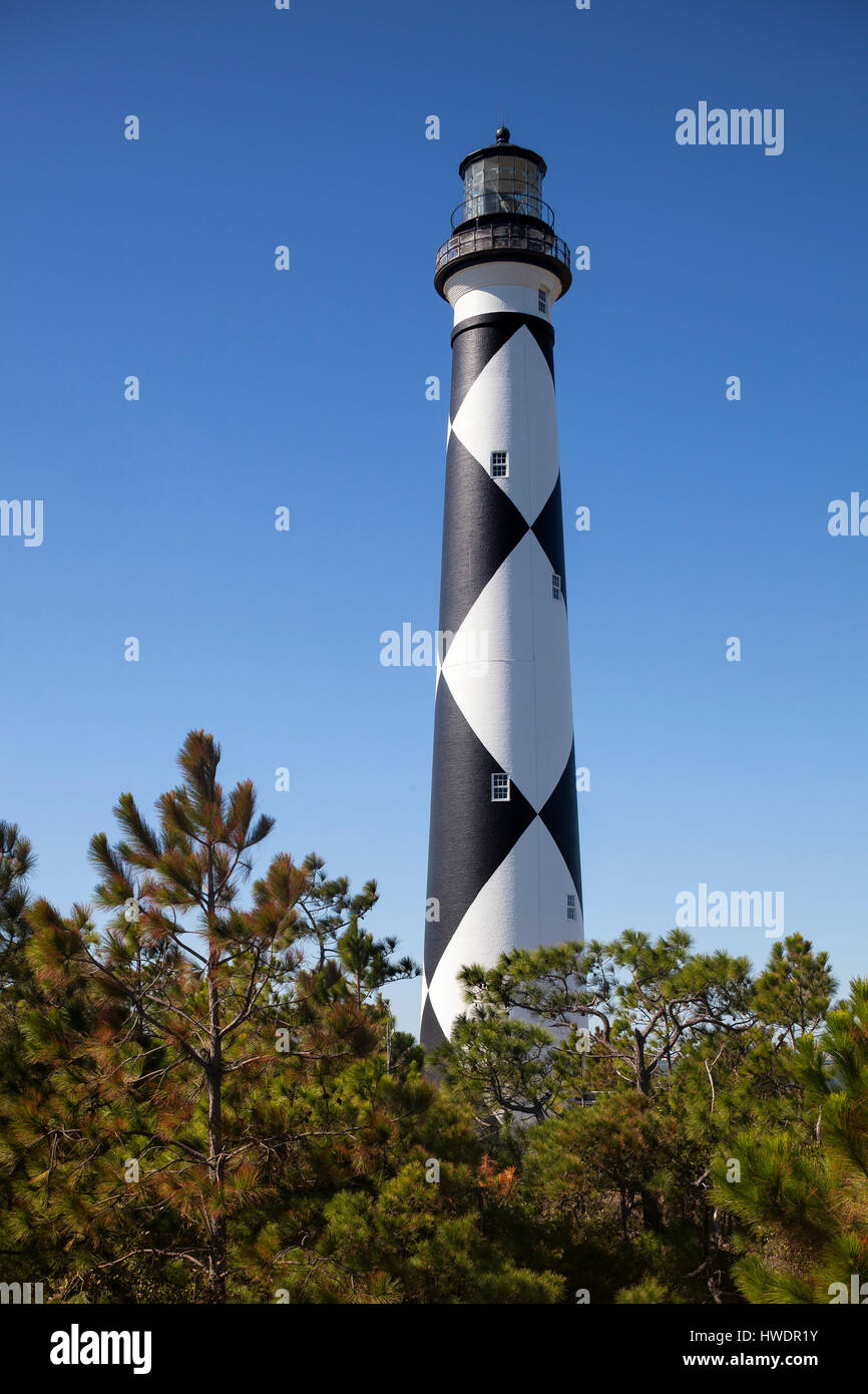 NC00862-00....NORTH CAROLINA - Cape Lookout Lighthouse on the South ...