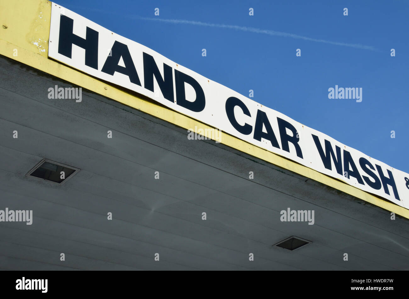 Car wash sign hi-res stock photography and images - Alamy