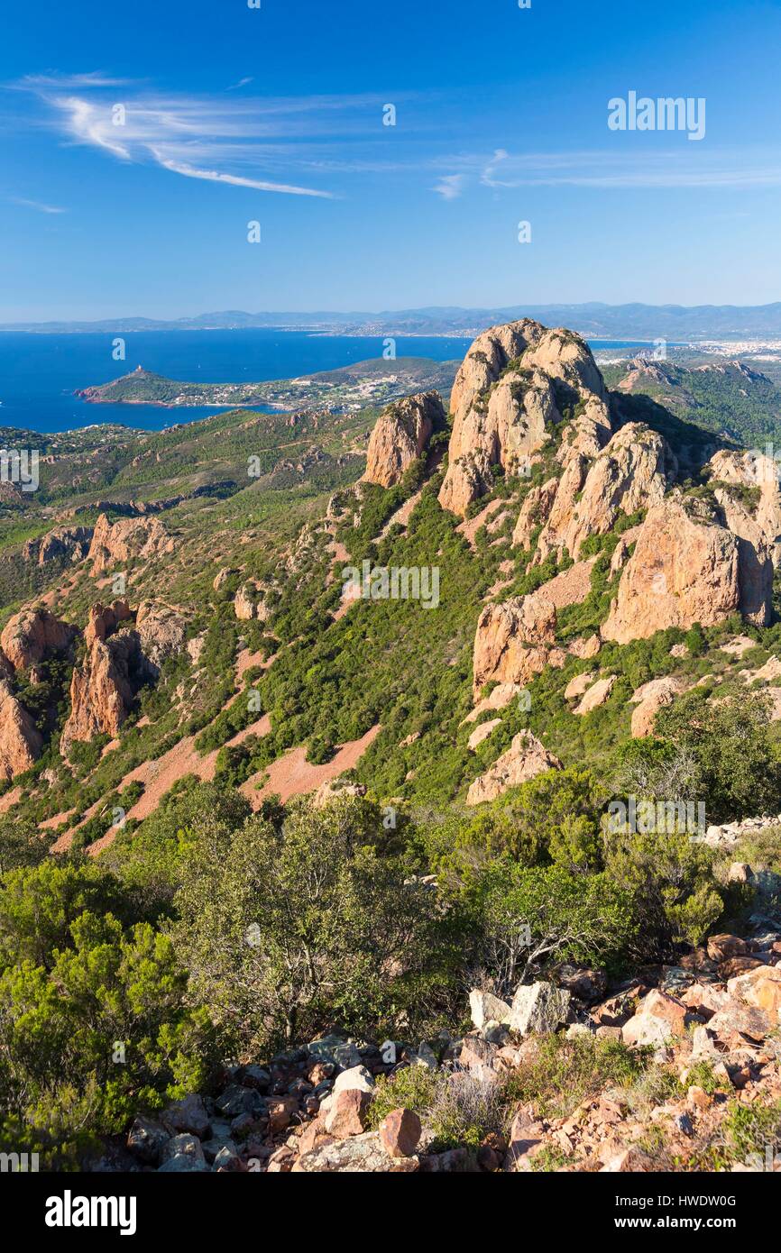 France, Var, Saint Raphael, Corniche de l'Esterel, Massif de l'Esterel ...