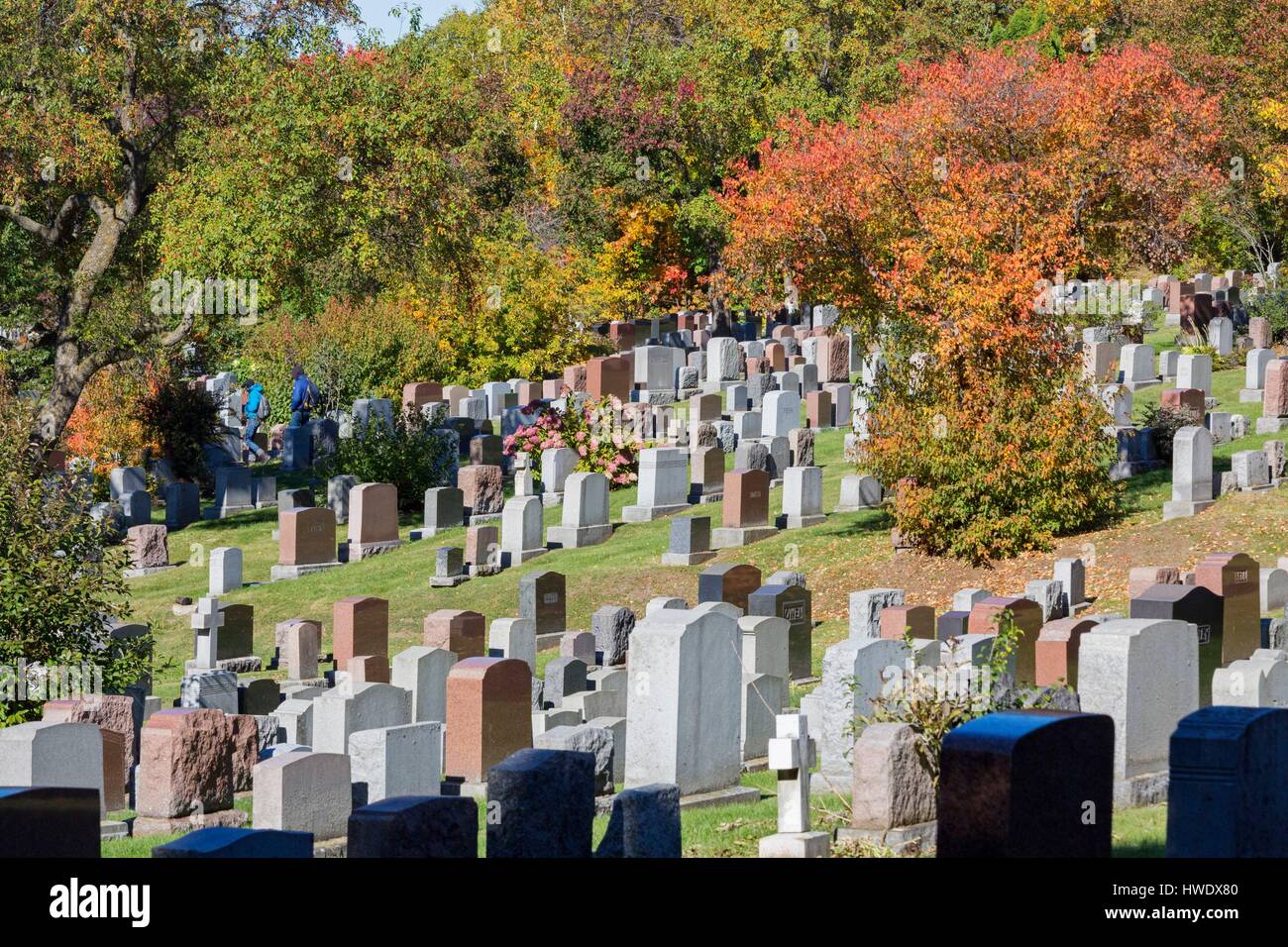 Mount royal cemetery mount royal hi-res stock photography and images ...