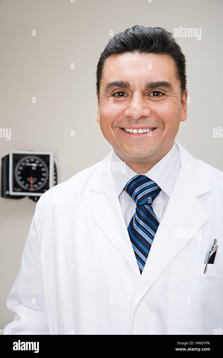 Portrait of a doctor Stock Photo - Alamy