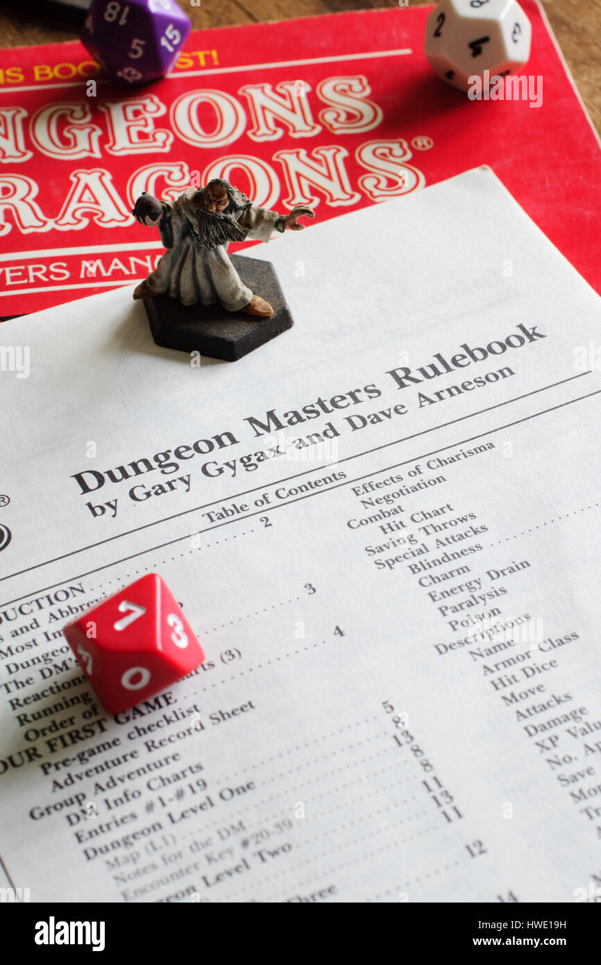 Dungeons dragons 1983 hi-res stock photography and images - Alamy