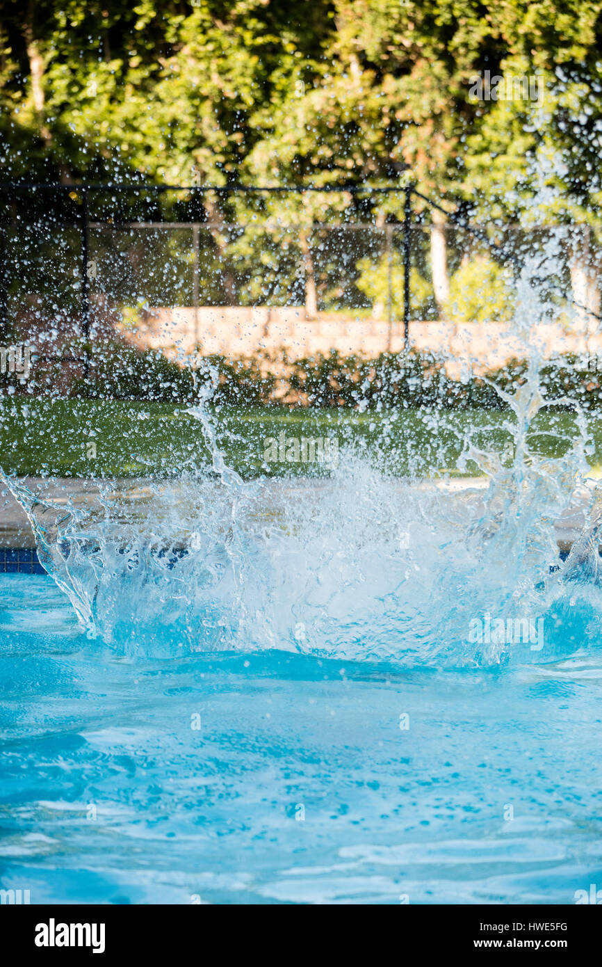 Clear pure water splashing in the pool Stock Photo - Alamy