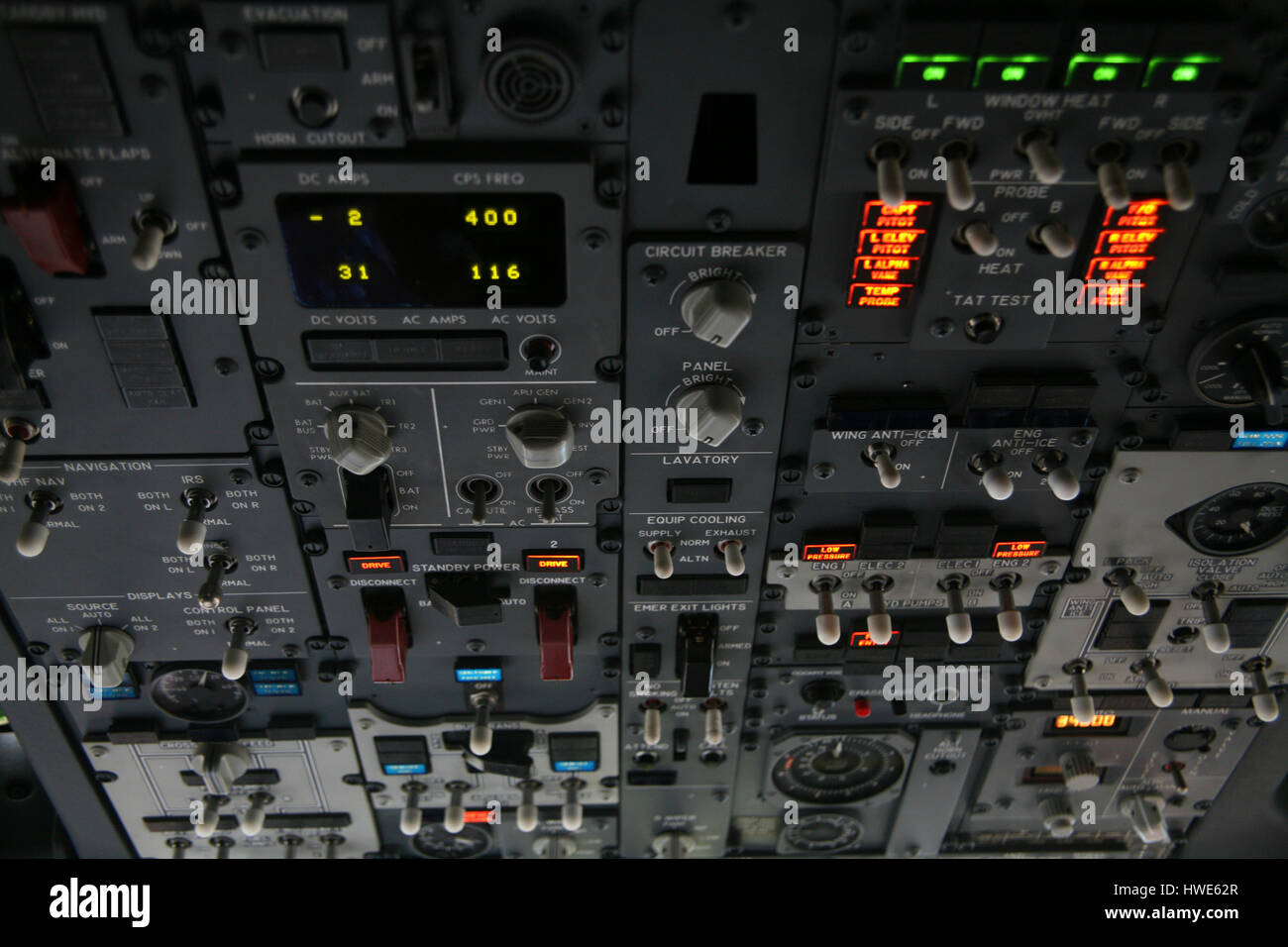 pilote and co pilote in a boeing 737 Stock Photo - Alamy