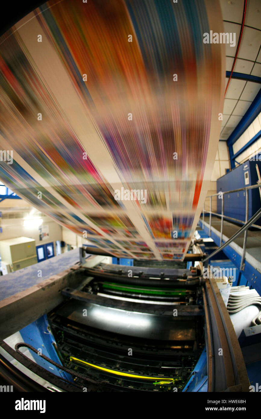 Print plant factory magazine line hi-res stock photography and images ...