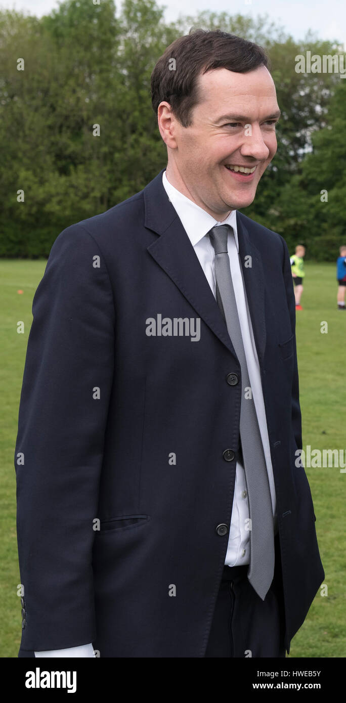 Former tory mp hi-res stock photography and images - Alamy