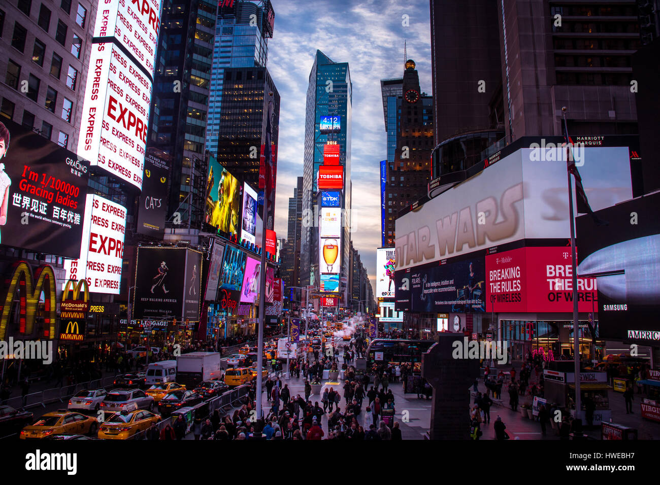 Sunset times square hi-res stock photography and images - Alamy