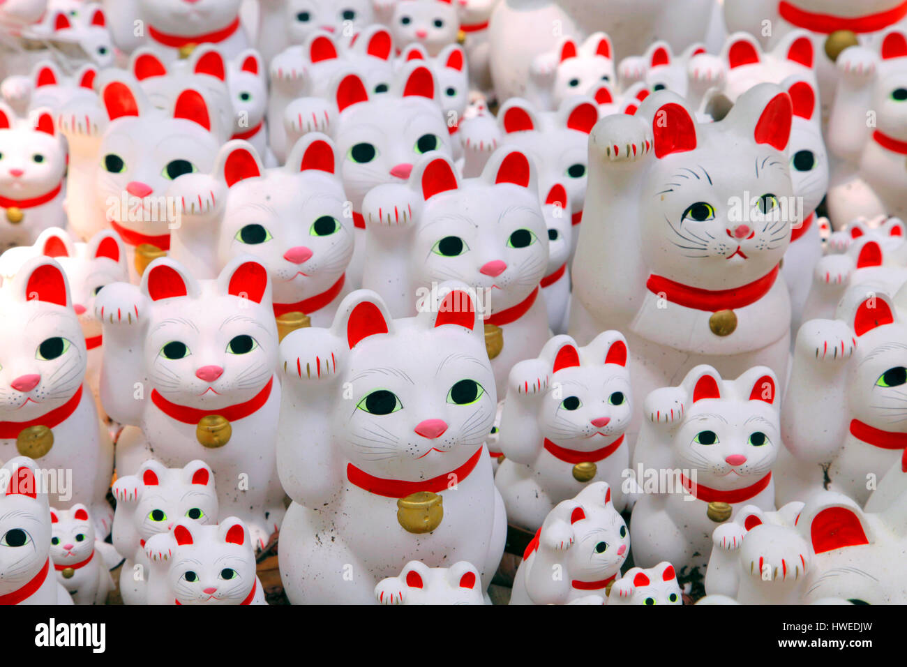 The Maneki Neko at Gotokuji Temple Tokyo Japan Stock Photo - Alamy