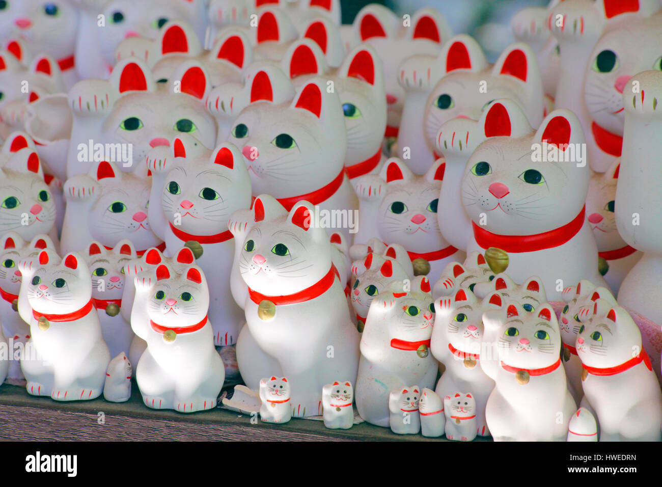 The Maneki Neko at Gotokuji Temple Tokyo Japan Stock Photo - Alamy