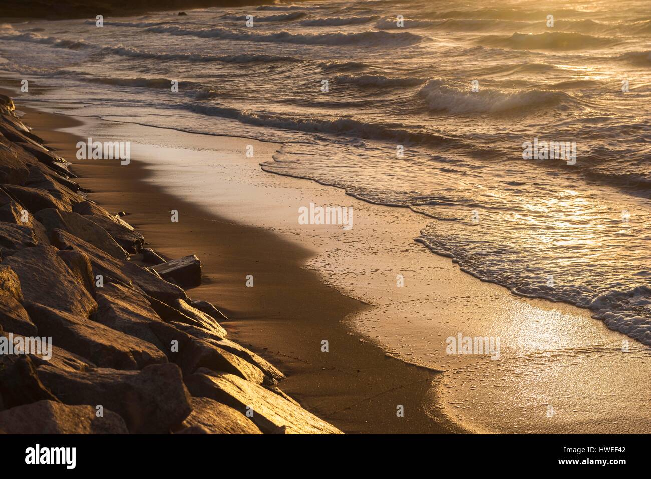 Sea Shore Sunset Stock Photo - Alamy